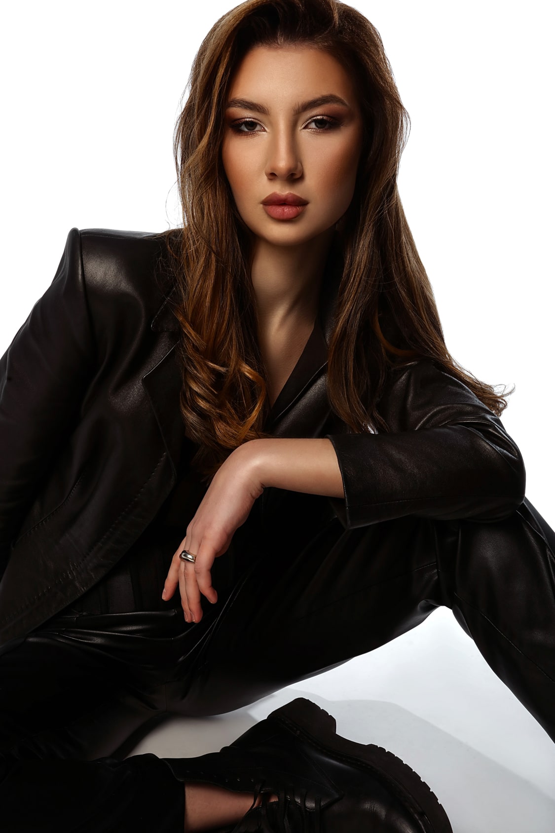 Time to fashion with Ukrainian power of beauty – Usuel Magazine